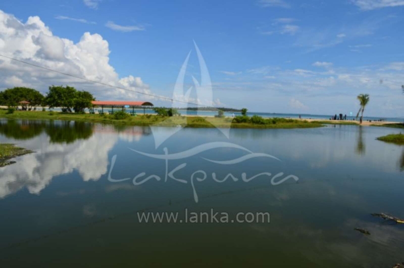 Kalkuda beach & Passekudah beach ~ Anoor Travels