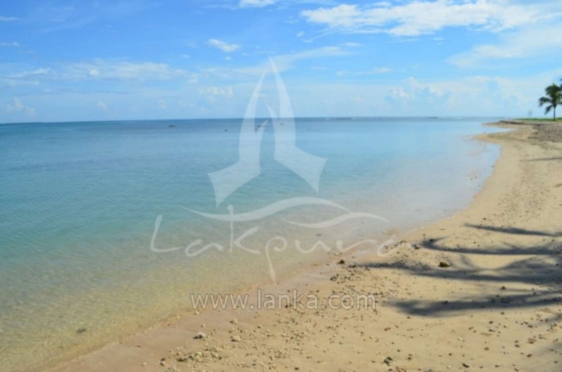 Kalkuda beach & Passekudah beach ~ Anoor Travels